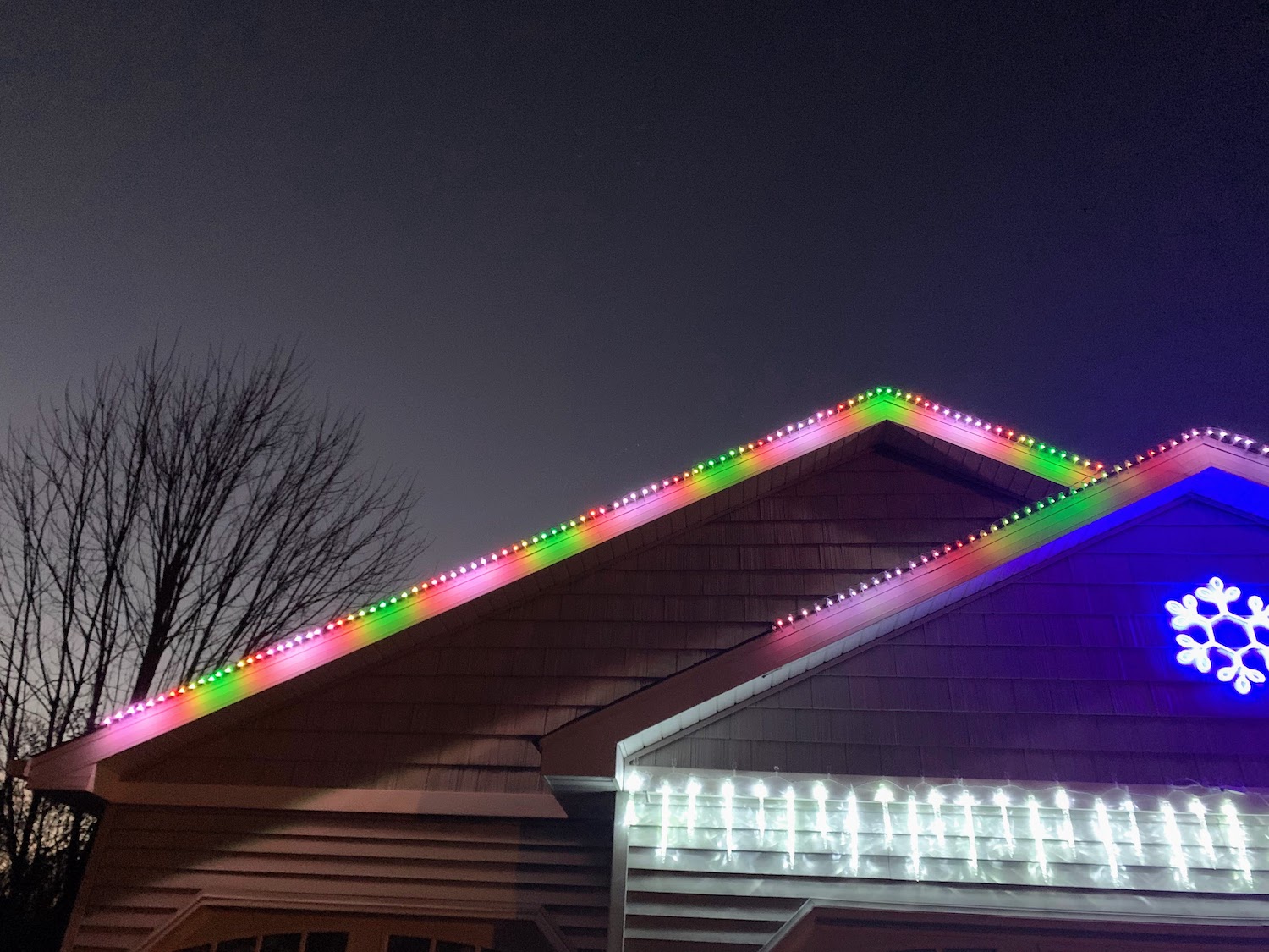 Hang LED Pixels with gutter clips. | TwisterMc